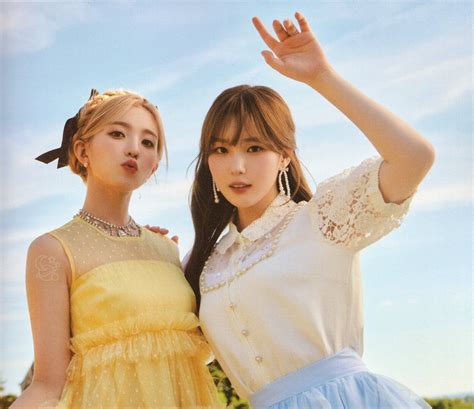 Kep1er 1st Photobook Dazzling Girls In London Scans Kpopping