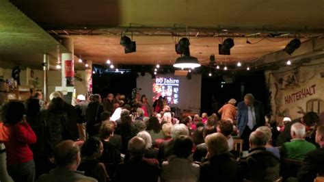 „madonna“ Kunstprojekt Von Naomi Lawrence Und Barbara Stenzel Oberland De