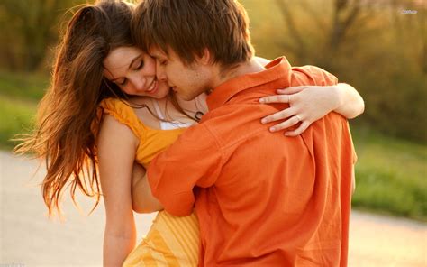 Romantic Couple Love 4k Wallpaper For Mobile 1920x1080 Dunkowi