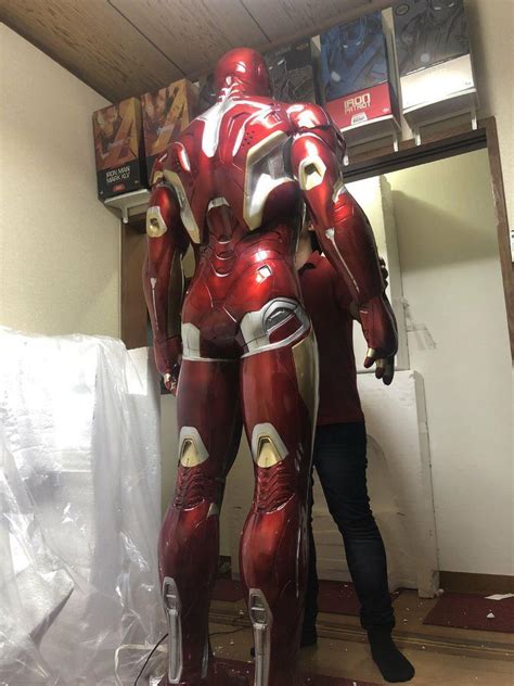 【新品未使用】等身大のmcu内戦スーツアイアンマン。 メルカリ