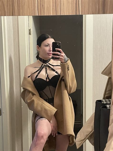 𝒜𝓃𝓃𝒶 𝐸𝓈𝓂𝒶𝓃 Annaesman Posts X