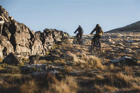 Danny Macaskill And Steve Peat Ride The Trotternish Ridge Singletrack