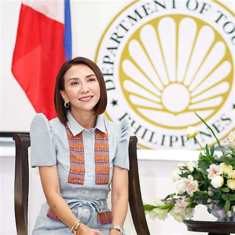 “love The Philippines” Mananatiling Tourism Slogan Ng Bansa Dot