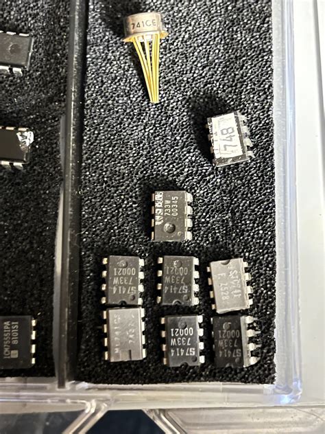 Need some help identifying these ICs?? Labelled S7414 733W00021. : r ...