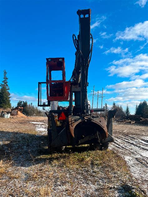 International Loader Truck With A 120 Prentice Loader Heavy Equipment