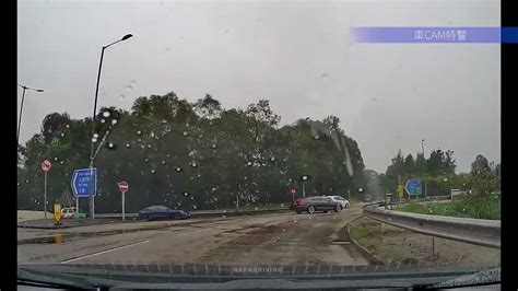 車cam直擊 你條外圈teslun，入迴旋處唔讓車、又唔打燈、又慢cut，練好手車先啦，阻住地球轉 Youtube