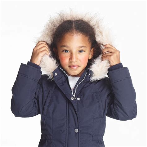 Okaïdi 🌎 ოკაიდი არის ბრენდი რომელიც ცდილობს დაიცვას Facebook