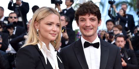 Love Story Virginie Efira Et Niels Schneider Marie Claire
