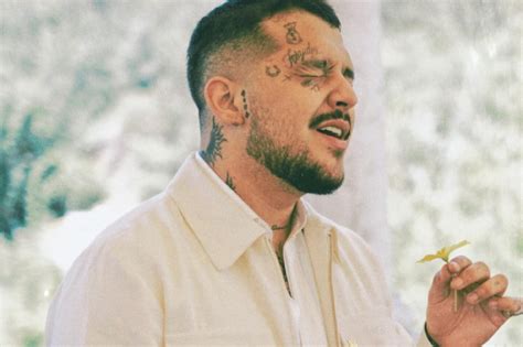 ¿cuántos Tiene Christian Nodal Se Quitará Los Tatuajes Del Rostro Por