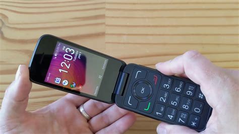 Alcatel Go Flip 3 unboxing: an almost smart (flip) phone :) - YouTube