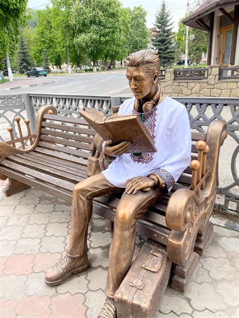 Скульптура Теребовлянський фаховий коледж культури і мистецтв