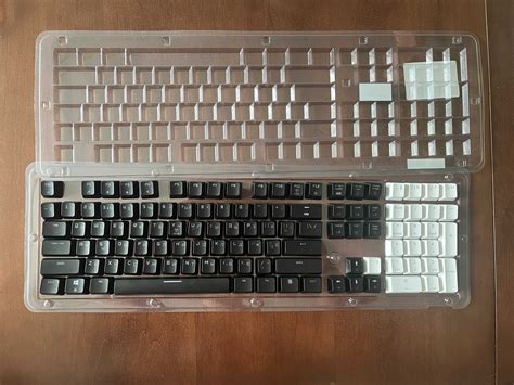 HATOR Rockfall EVO TKL + Набір білих PBT кейкапів: 1 750 грн ...