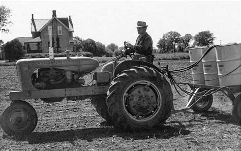Vintage Allis Chalmers Sprayer A Nostalgic Farming Moment