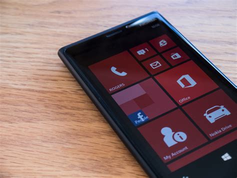 Nokia Lumia Rogers Large et fier de l être