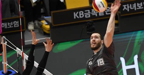 포토 링컨 고공 강타