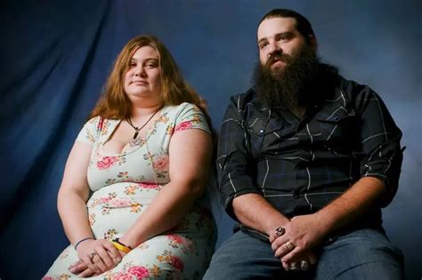 El Cornudo Sumiso Se Casó Con Su Esposa Para Verla Con Otos Hombres