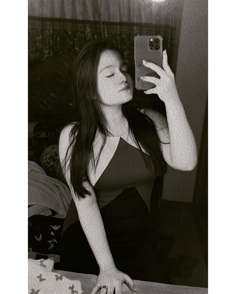 💎mrs Talukder 🦋 Mrs Talukder • Instagram Photos And Videos