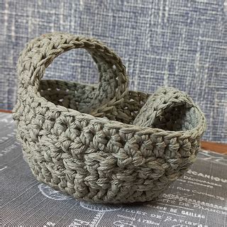 Ravelry Basket Weave Mini Basket Pattern By Stouto Creative Crochet