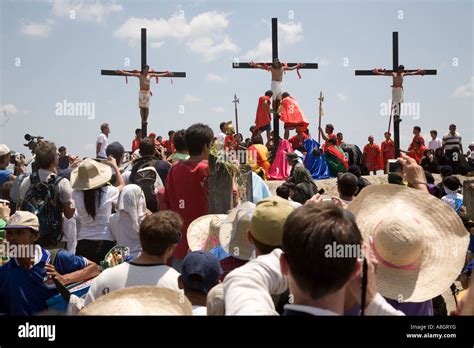 Crucifixion Of Flagellants Good Friday Lenten Rites San Pedro Cutud