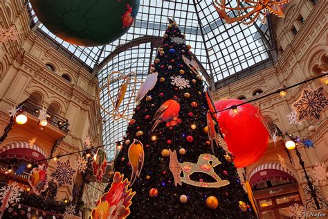 В ГУМе продаются елочные игрушки вот несколько примеров Nefer — Livejournal