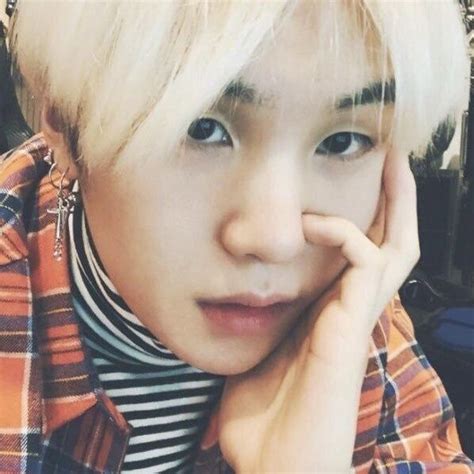Pin De Lyudmila Chick En Min Yoongi En 2024 Fotos De Suga Min Yoonji