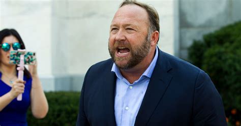 5 Of The Wildest Conspiracy Theories Youtube Promoted In 2018 Huffpost