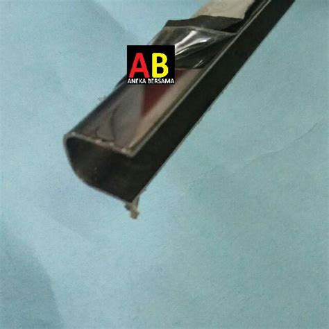 Jual Lis U Stainless Steel Black Mirror 1cm X 1cm X 1cm Panjang 122cm