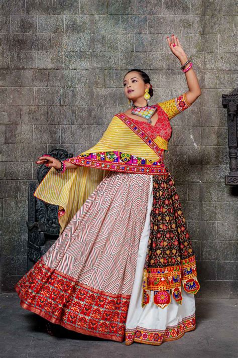 Torani Zig Zag Navaratri Lehenga Choli Lotus Lehenga Choli