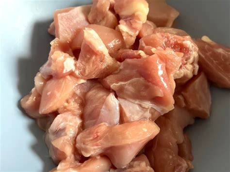 21000 Small Meat Chunks Pictures