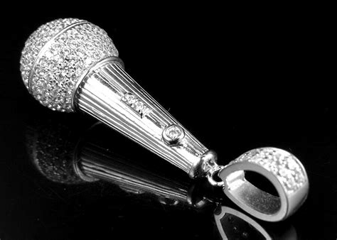 Microphone Pendant Round Moissanite Diamond Hip Hop Mens Pendant Mic