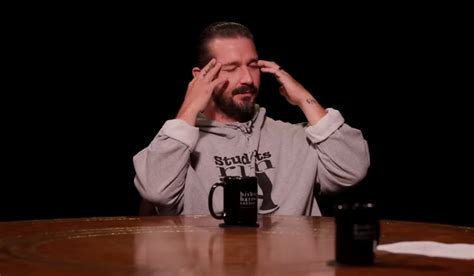El Actor De Hollywood Shia Labeouf Se Convierte Tras Aceptar El Papel