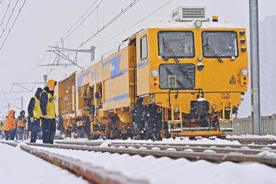 河南开封坚守在风雪中的铁路人 人民图片网