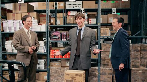 7 Ways To Make Yourself Irreplaceable At Work