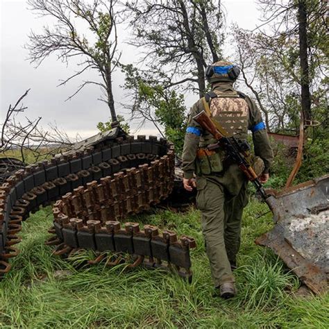 Була замінована повністю двері вікна класи майданчик на Харківщині в школі загинув сапер