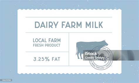 유제품 농장 우유 빈티지 라벨 우유 유제품 빈티지 포장 디자인 젖소 우유 보증 라벨 태그 포장스티커 디자인 힙스터 빈티지 오래 된 라벨 템플릿 벡터 일러스트레이션 우유에