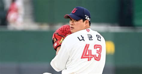 최악 피한 롯데 나균안 다음주 재활 시작감독은 열흘 뒤 복귀가 베스트