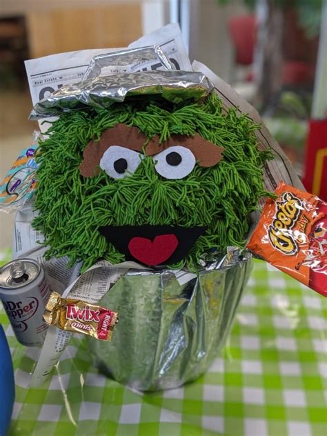 Pumpkin Decorating Ideas Oscar The Grouch At John Brodie Blog
