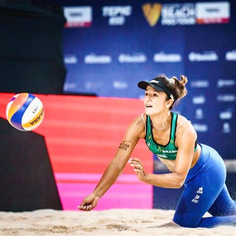 Bárbara Seixas De Freitas Pictures 6 Images