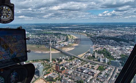 Rheinturm Von Oben Foto And Bild Rhein Düsseldorf Stadtlandschaft