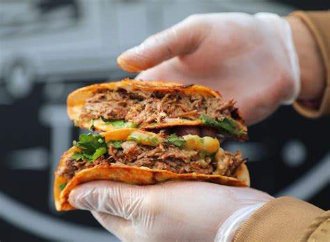 5 Fast Food Tacos With The Highest Quality Ingredients
