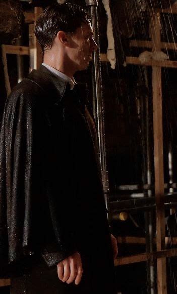 Sherlock Holmes Бенедикт камбербэтч
