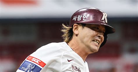 내야뜬공이 안타가 됐다 Lg 결정적 수비 실수→키움 만루 찬스위닝시리즈는 키움 차지로