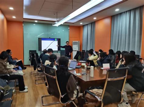 上海对外经贸大学蔡雨阳教授为外国语学院做学术讲座