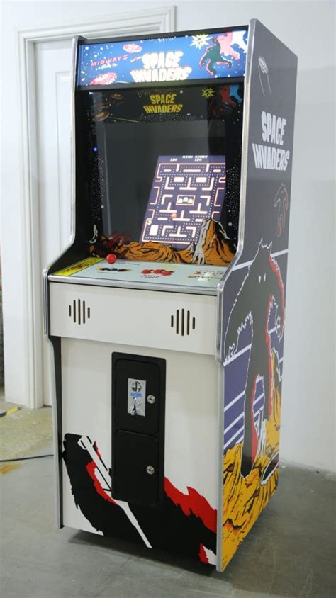 Classic Space Invaders Design Smack Amusements