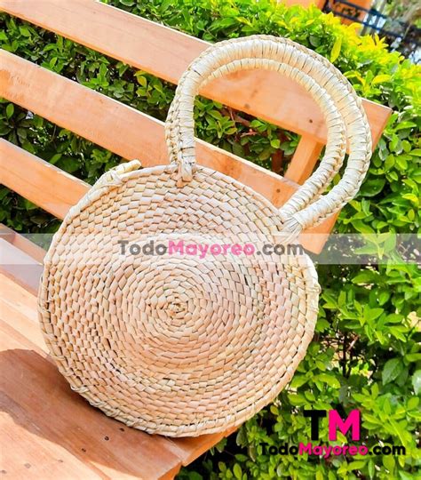 Bs00190 Bolsa De Mano Artesanal De Palma Redonda Medida De 24x24 Cm