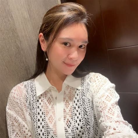 Candy Yang Candy1031 • Threads Say More