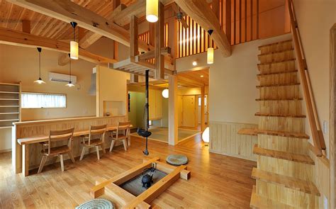 囲炉裏のある家・新築施工例｜杉内建設