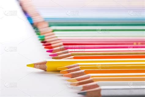 领导理念 一支铅笔从一群铅笔中脱颖而出