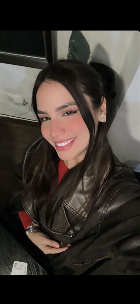 Bárbara Tipsy😏 🥃 Rbarbienuneztt