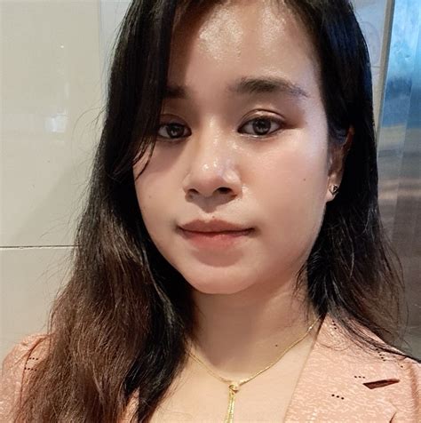 Khaing Lay ၁၀ရက်နေ့စားချင်တာတွေအမယ်စုံတုန်းလေး Facebook